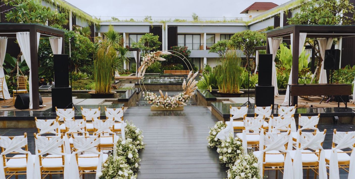 Hotel/Resort Ceremony - Magical Bali Wedding